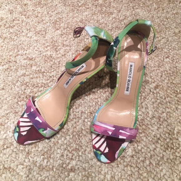 Manolo Blahnik | Shoes | Manolo Blahnik Floral Sandal Size 37 Brand New ...